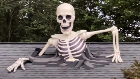 DIY Giant Skeleton Display is Blowing the Roof This Halloween