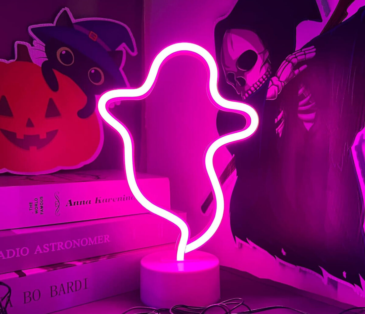 The Hottest Color of Spooky Halloween is Pink?