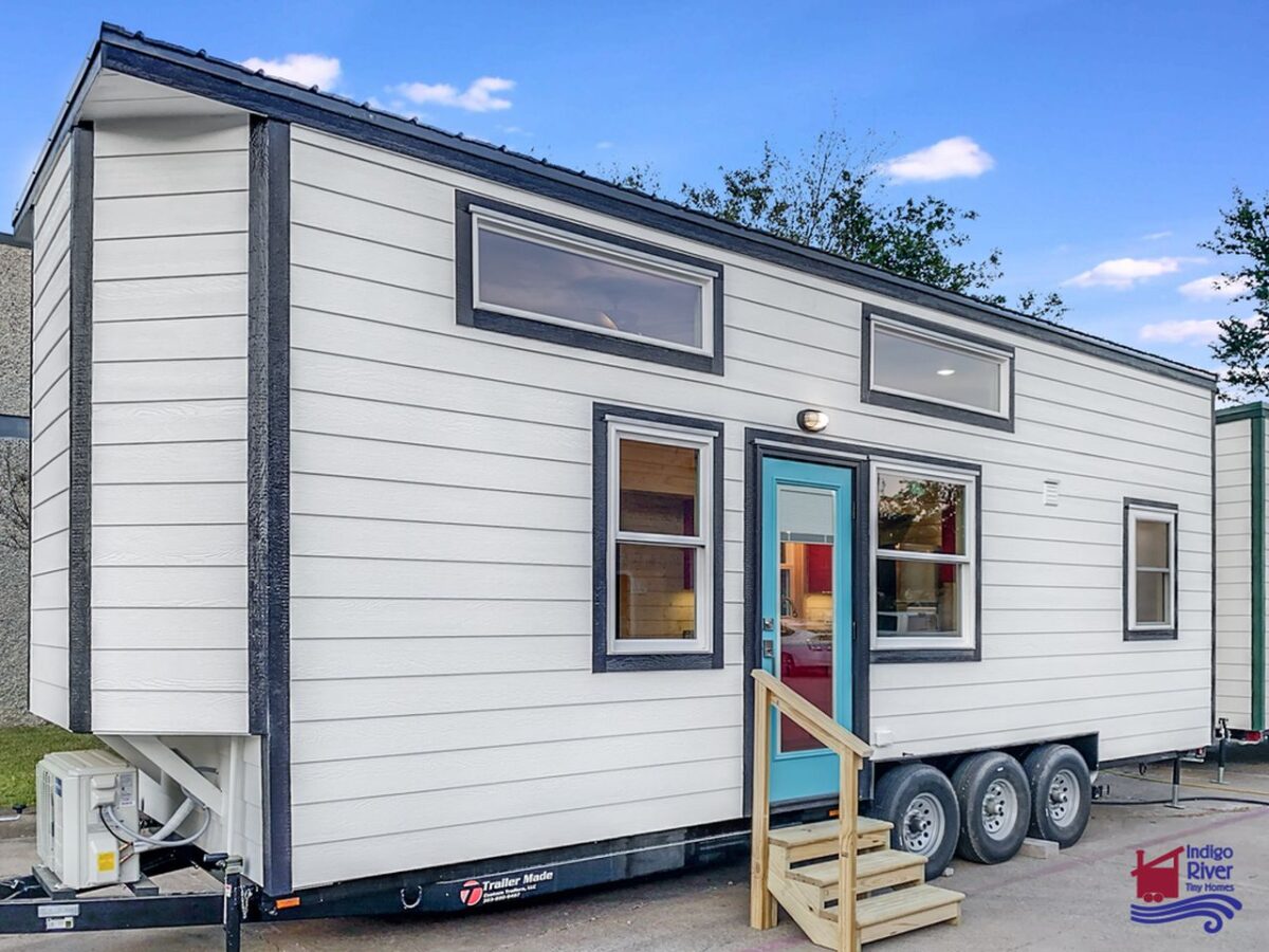 Knight's Castle Tiny House Enjoys Murphy Bed, Full-Size Tub