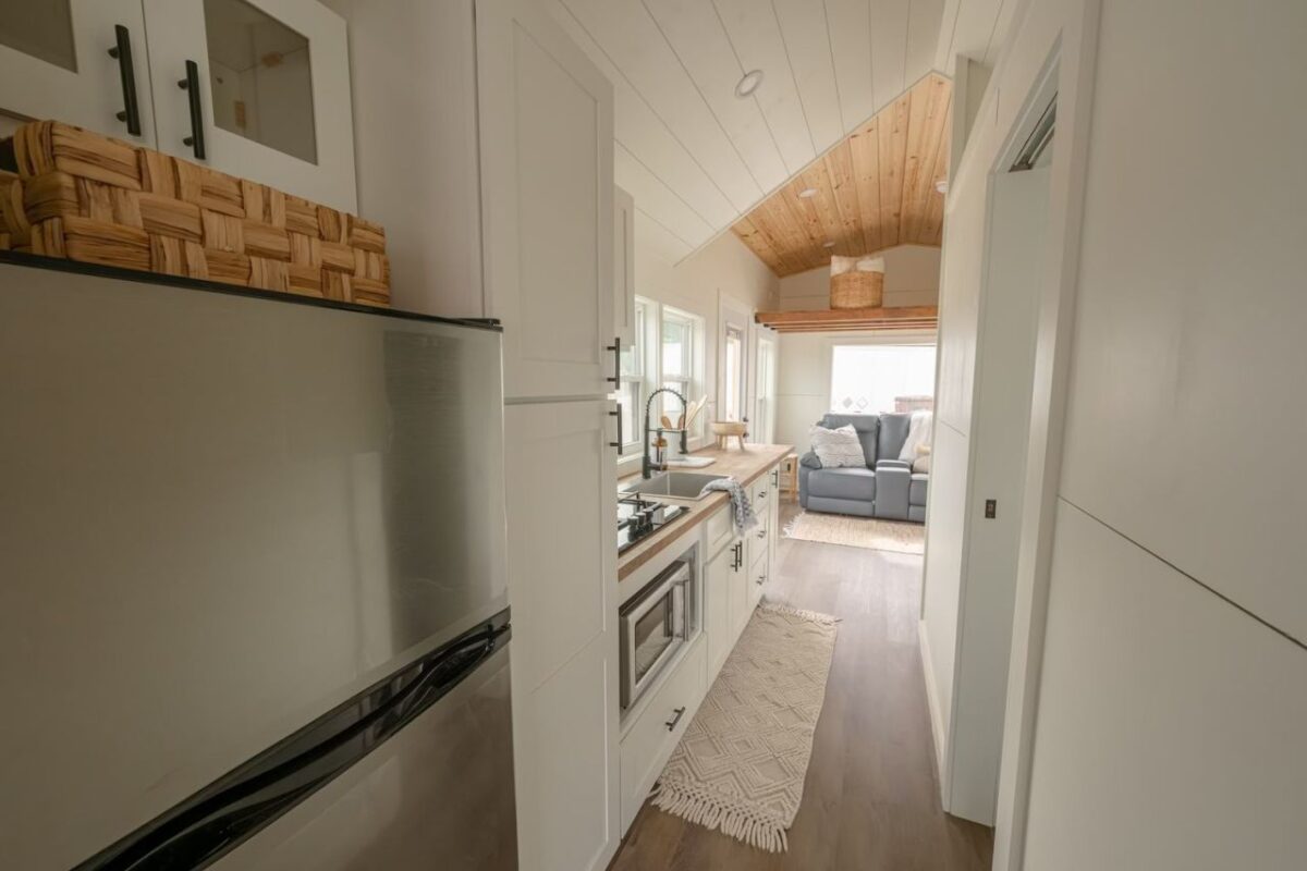 $85K Mondo Tiny House Packs Coveted Luxuries in 32ft Structure
