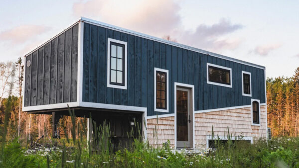 Off Grid Gooseneck Tiny House has Spa-Style Bathroom With Tub