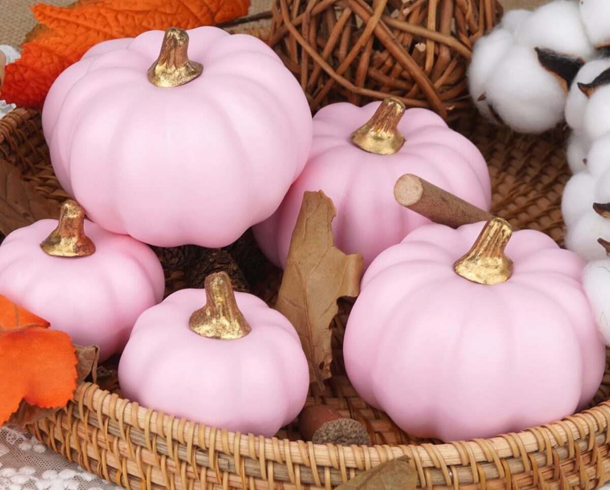 The Hottest Color of Spooky Halloween is Pink?