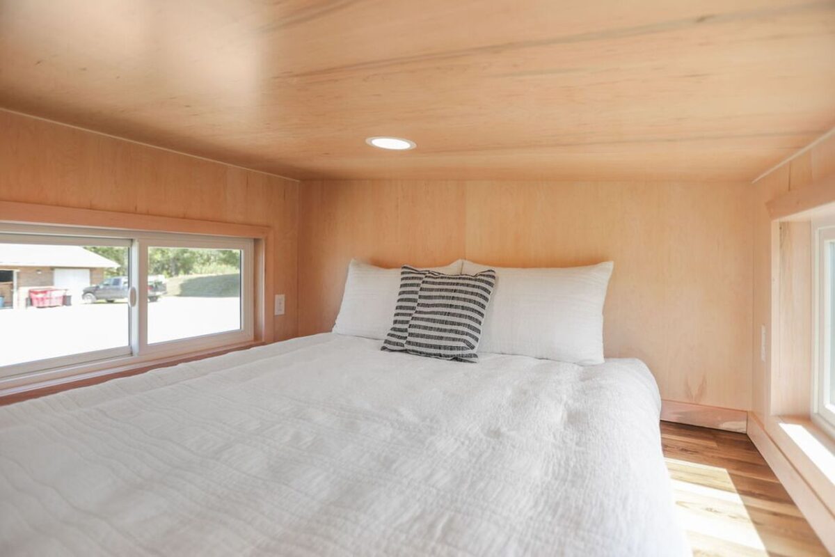22ft Sea Chord Tiny House is Prepped With Off-Grid Features