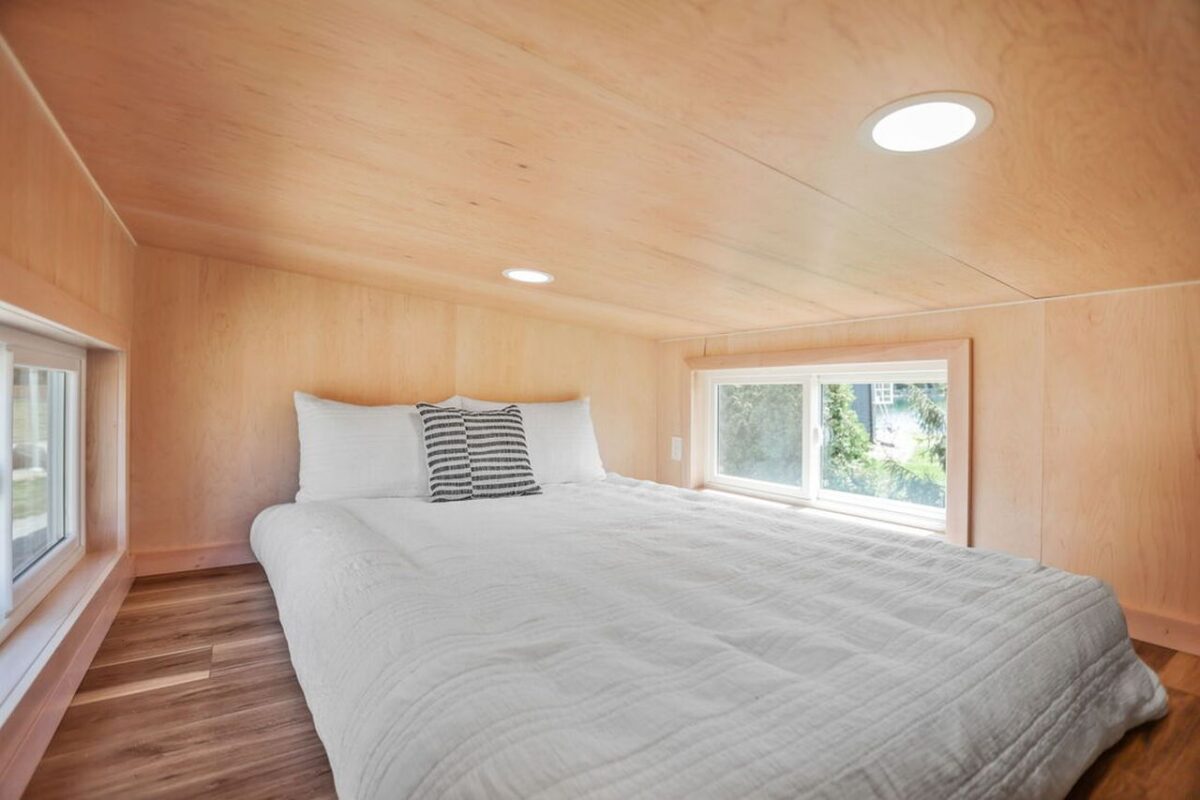 22ft Sea Chord Tiny House is Prepped With Off-Grid Features