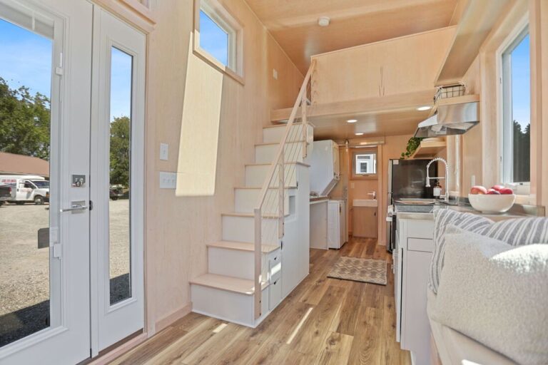 22ft Sea Chord Tiny House is Prepped With Off-Grid Features