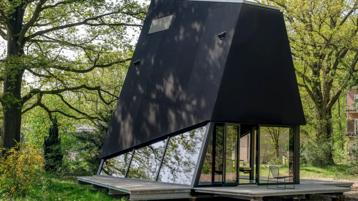 Stay Under the Radar is an Award-Winning Architecture