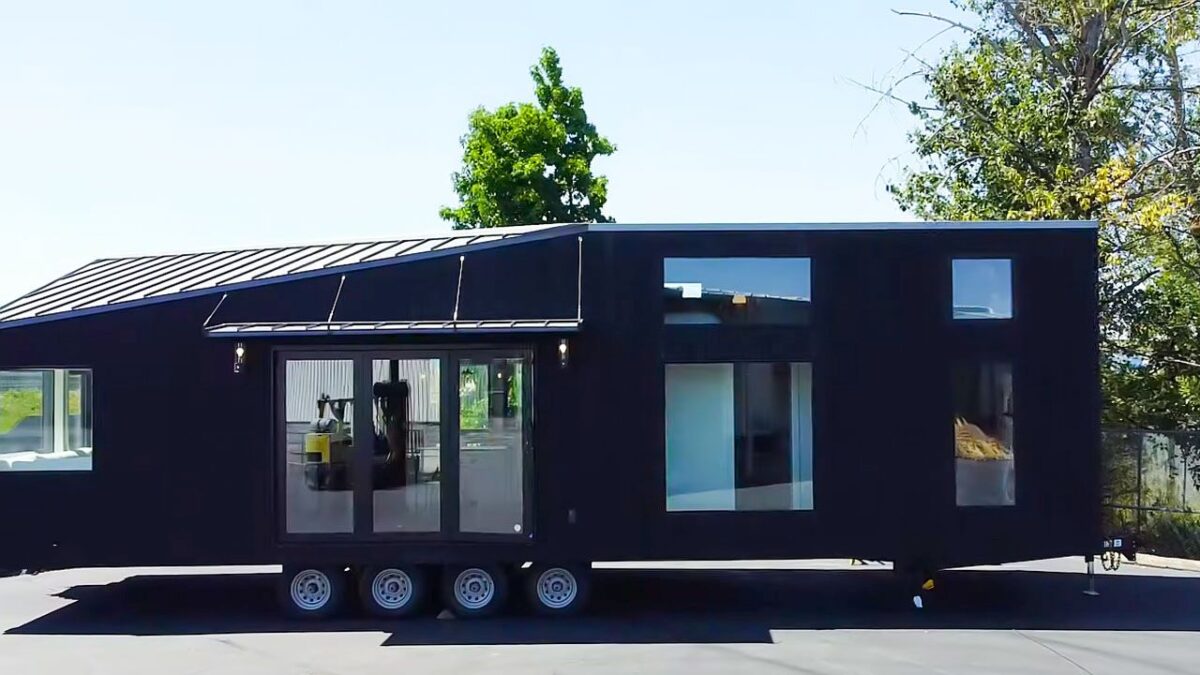 Urban Park Max Tiny House has 3 Bedrooms and Walk-in Closet