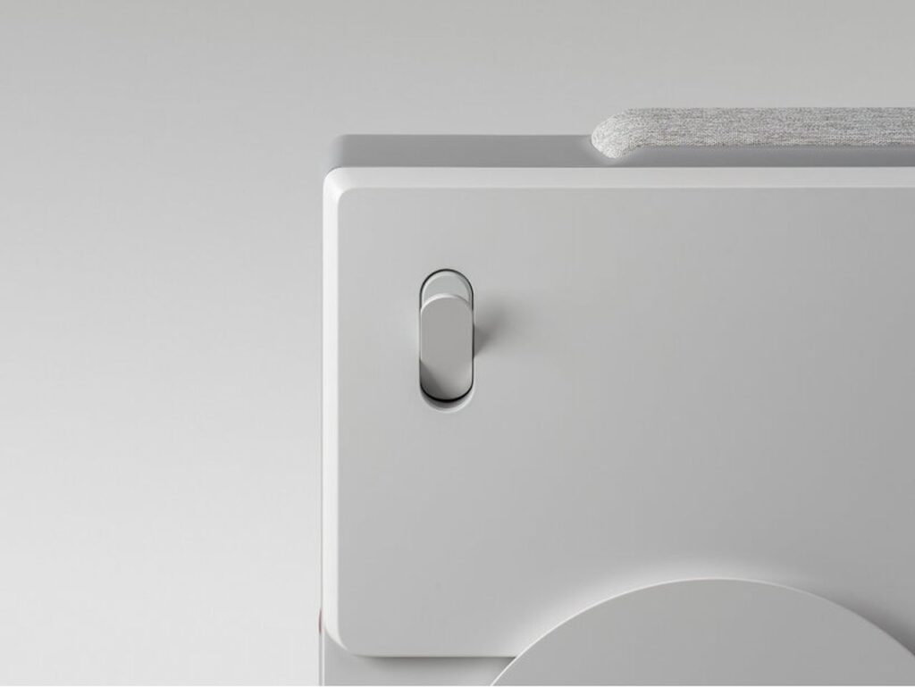 Worknic Portable Desk Allows you to set-up Outdoor Workspace