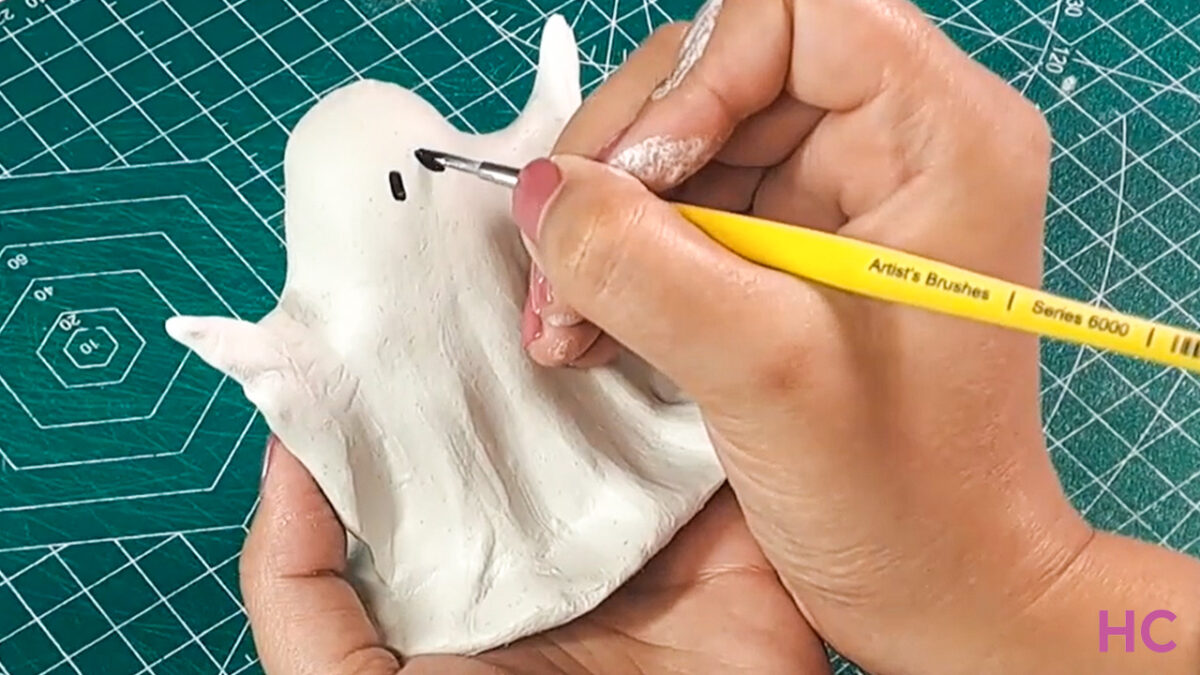 DIY Clay Ghost Ring Holder for Halloween, With Video Tutorial