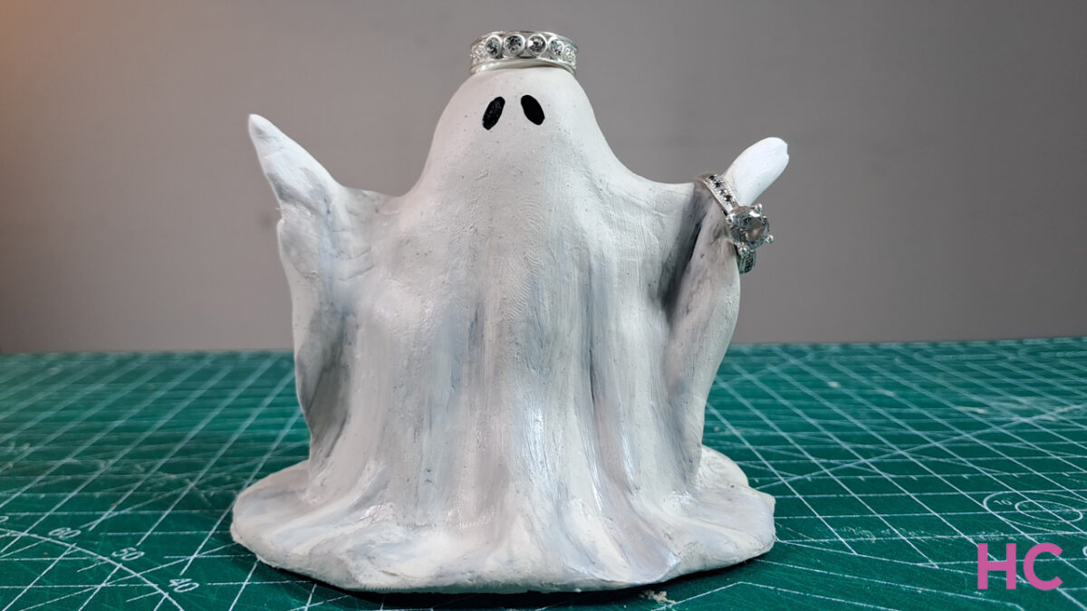 DIY Clay Ghost Ring Holder for Halloween, With Video Tutorial