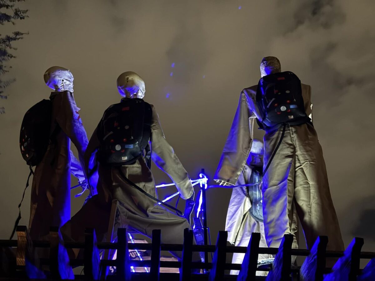 Ammon Smith Builds Gigantic Ghostbusters Halloween Display