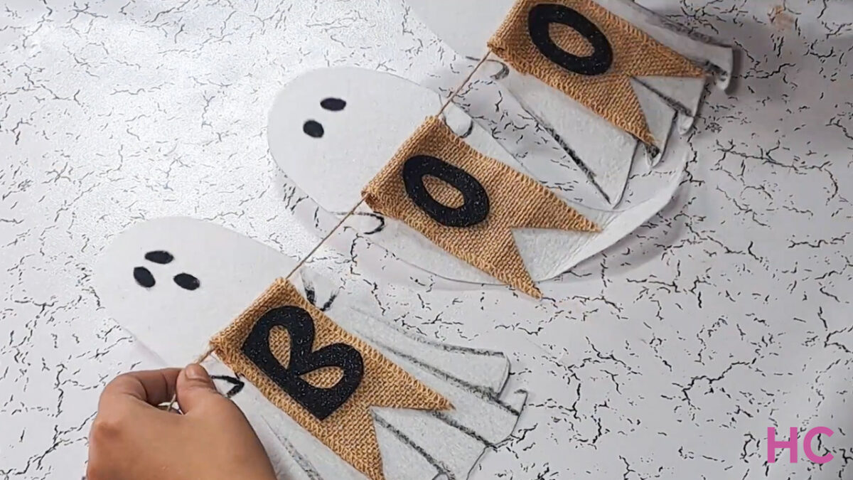 Easy and Quick Halloween Boo Banner You Can Make at Home