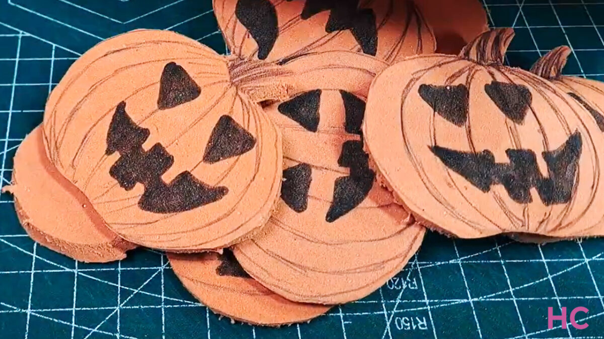 DIY Jack-o’-Lantern Garland for Halloween | Under $10 Crafts