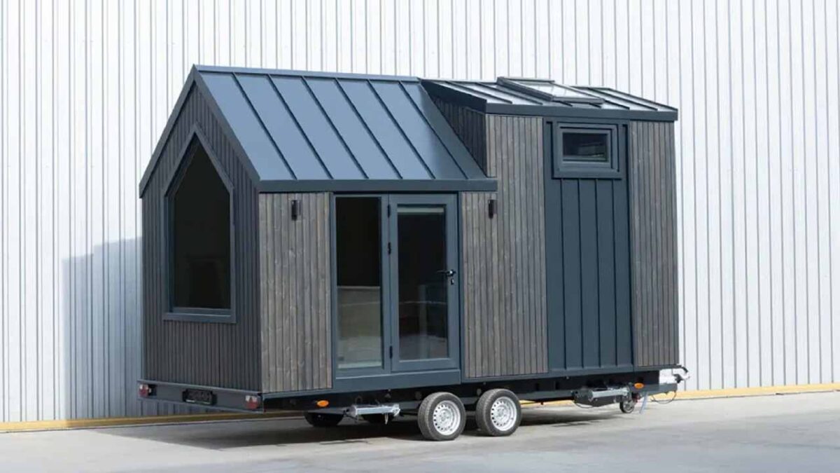 This Pint-Size Tiny House in Turkey Lets You Venture Into the Wild