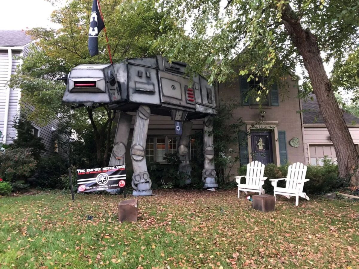 10+ Star Wars Halloween Display Ideas From Galaxy Far, Far Away