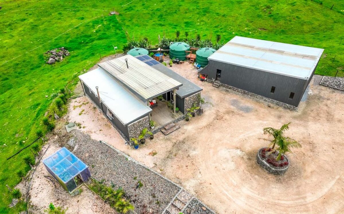 Man Converts Shipping Containers Into Off-Grid Haven With Atrium