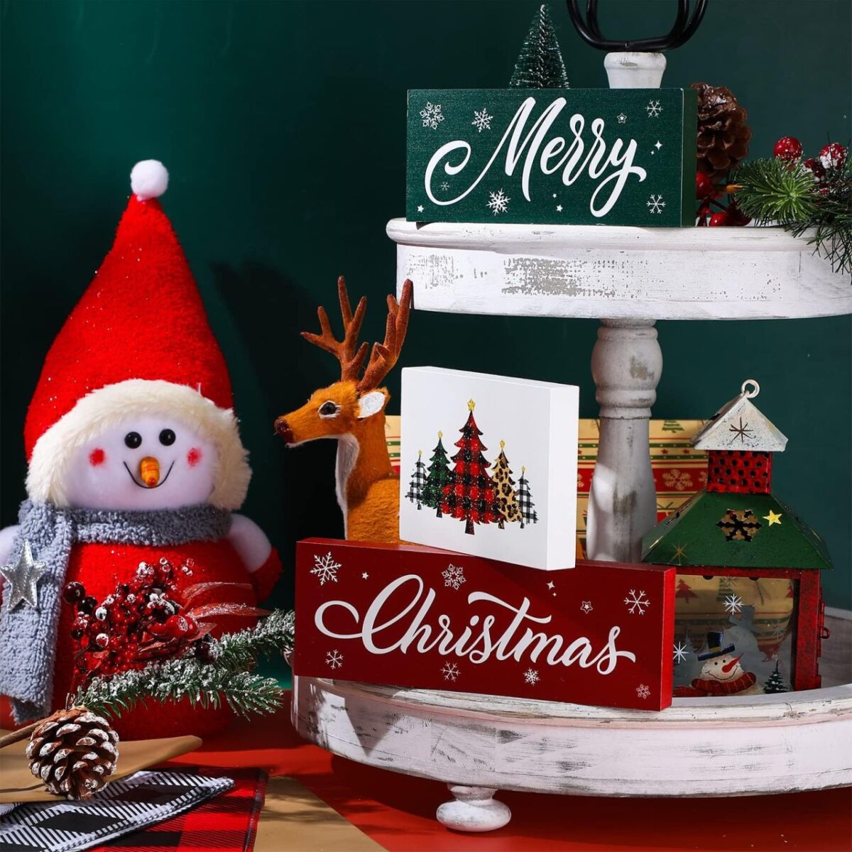 Best Christmas Signs and Banners to Buy Right Now