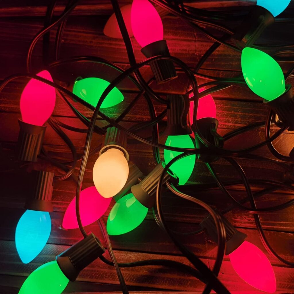 Best Christmas Lights to Spread the Holiday Cheer This Season