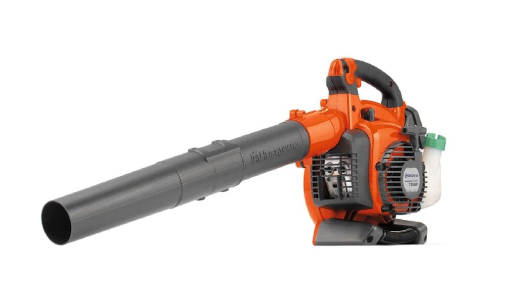 The Best Leaf Vacuums and Leaf Blowers to Buy