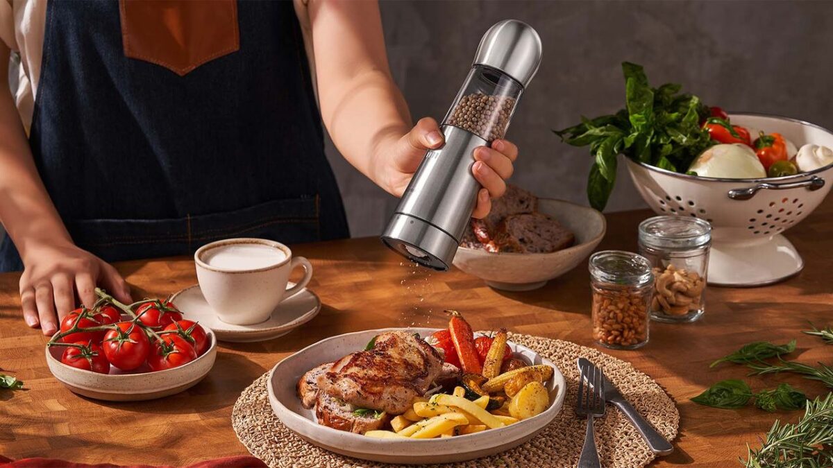 COSPRO Electric Salt & Pepper Grinder Sets at CES 2025