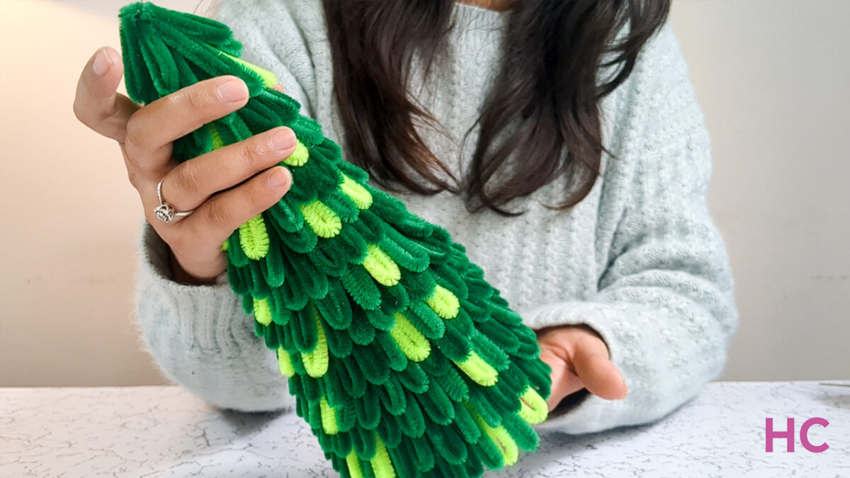How to Make Christmas Tree From Pipe Cleaners: Video Tutorial