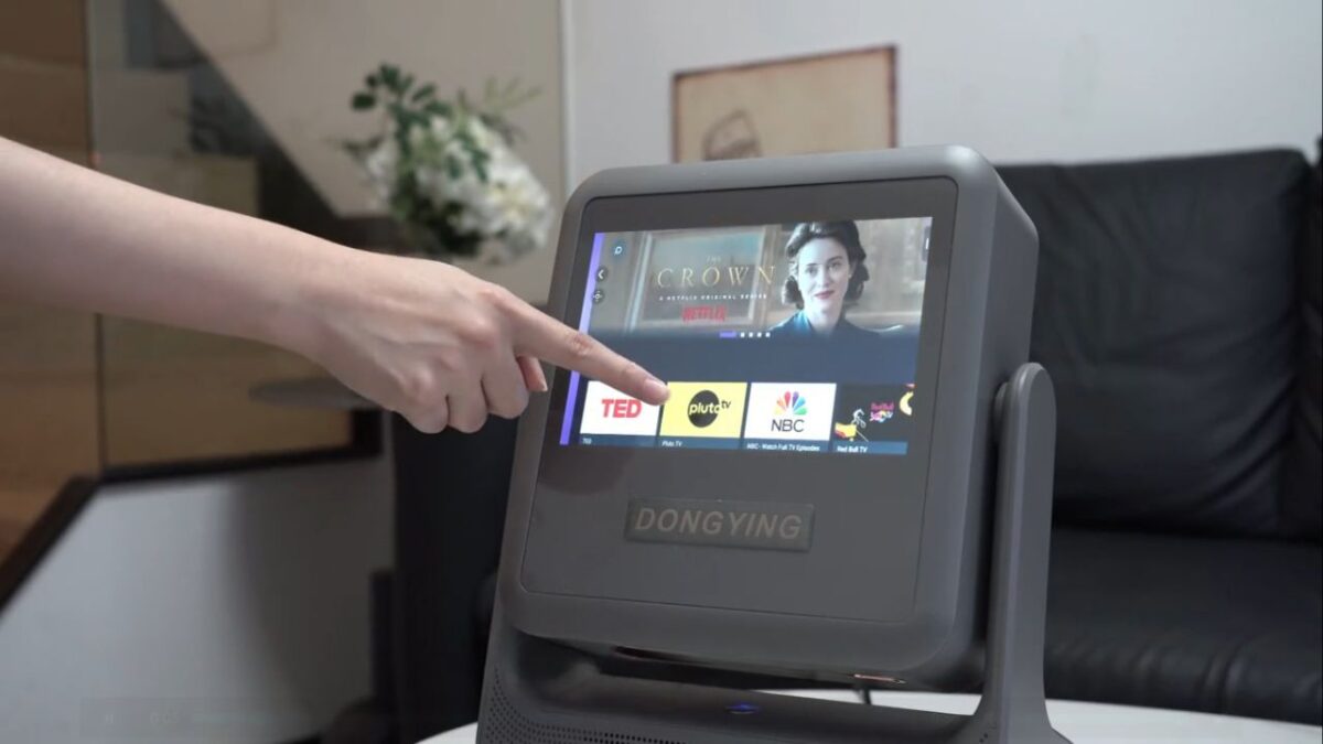 DONGYING A3 is an All-in-1 Projector with a Smart Touchscreen