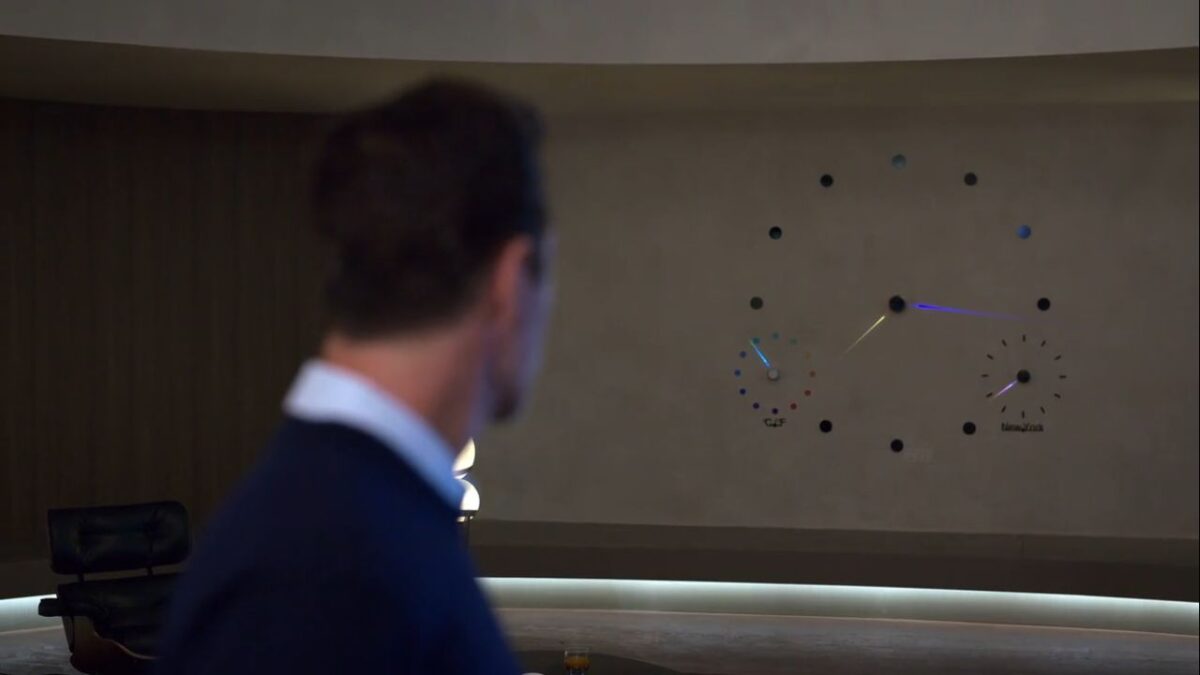 This Smart Dot Clock Uses LEDs to Project Time on the Wall