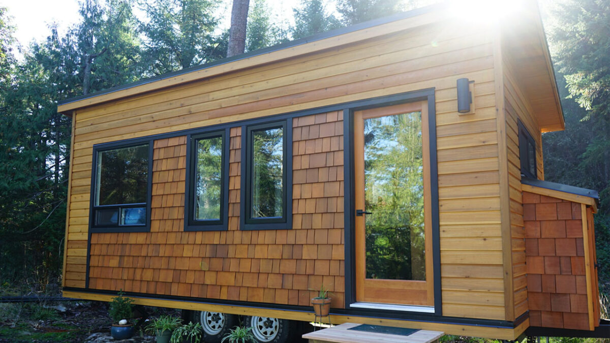 Maxwell Tiny House Offers Cozy Downsizing in Open-Floor Plan