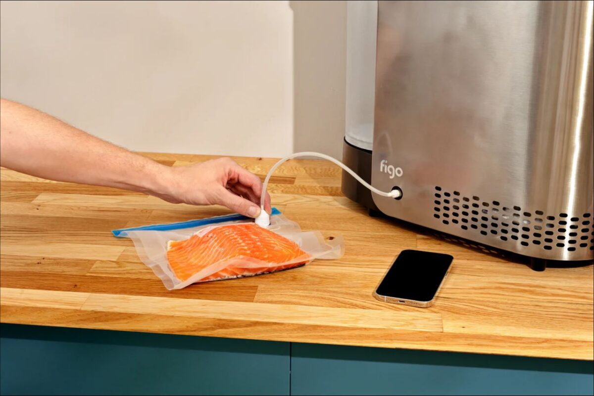 EatFigo to Unveil Figo Refrigerator That Cooks at CES 2025
