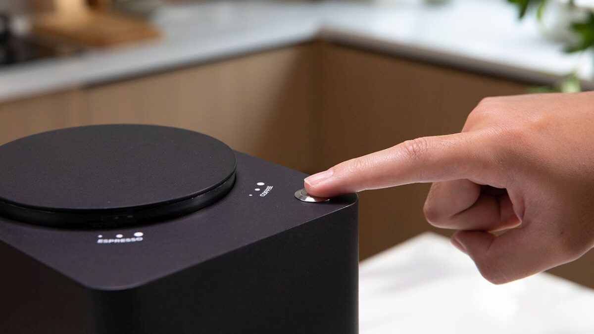 Xpod Coffee Pod Maker Grinds Beans and Offers Fresh Capsules