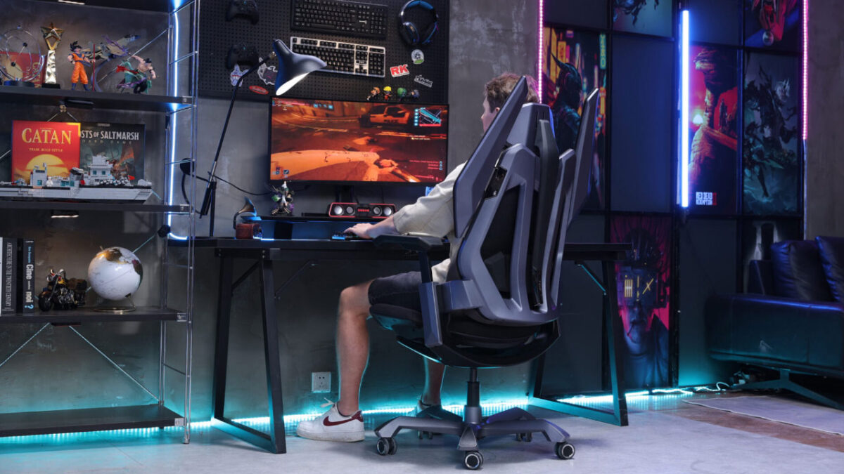 TGIF T0 Aurena Gaming Chair has Integrated Surround Speakers