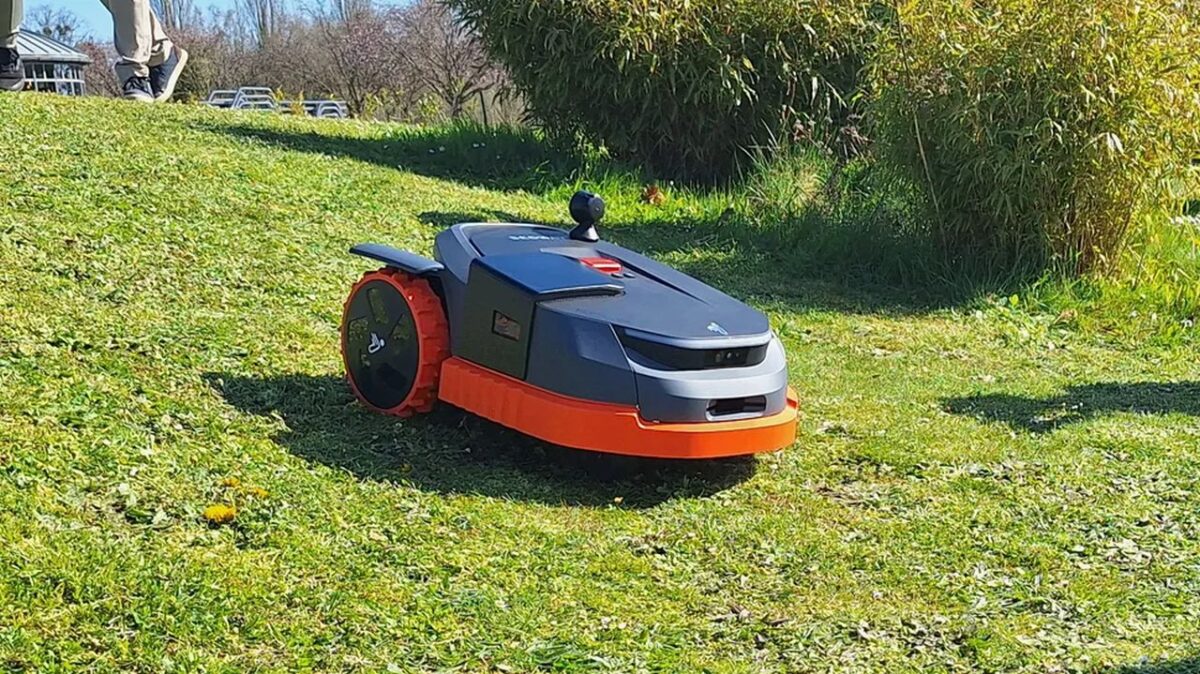 Segway Navimow X3 Robot Lawn Mower Assures Fastest Speeds