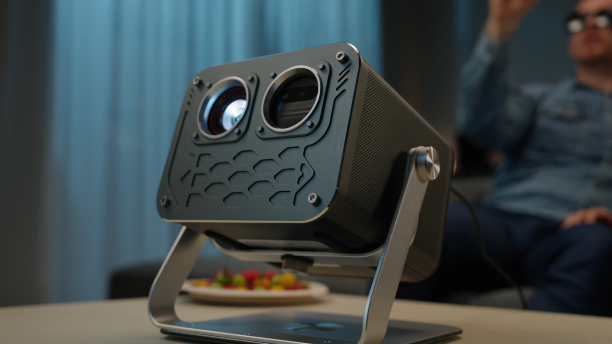 Black Warrior 4K Laser Projector Offers Glassless 3D Support