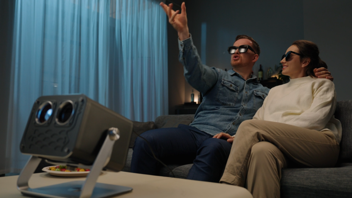 Black Warrior 4K Laser Projector Offers Glassless 3D Support