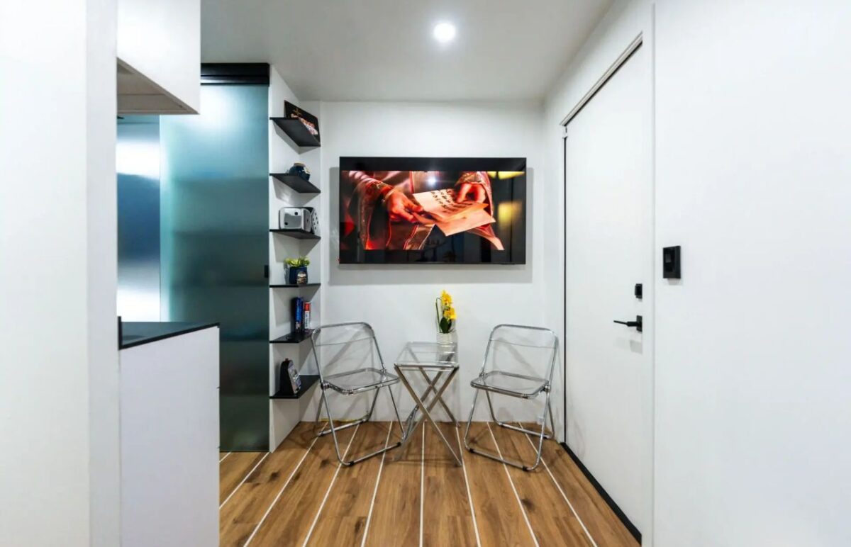 $20K Baby Box is Ultra-Compact Tiny House With Foldable Awning