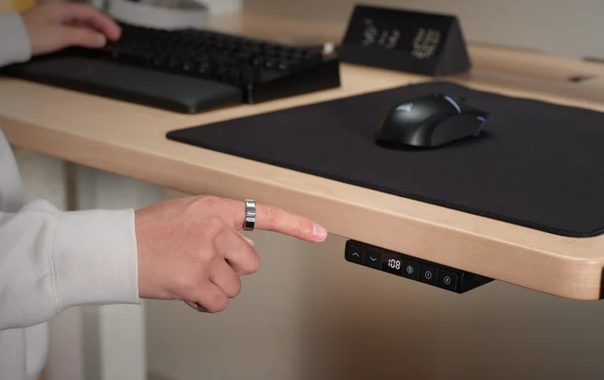 Corsair Platform:4 Height-Adjustable Desk with Modular Options