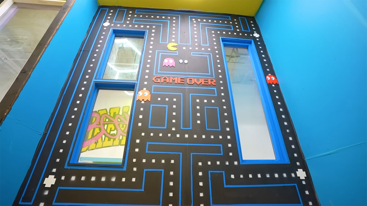 YouTuber Builds Gaming-Themed Tiny House for $25K