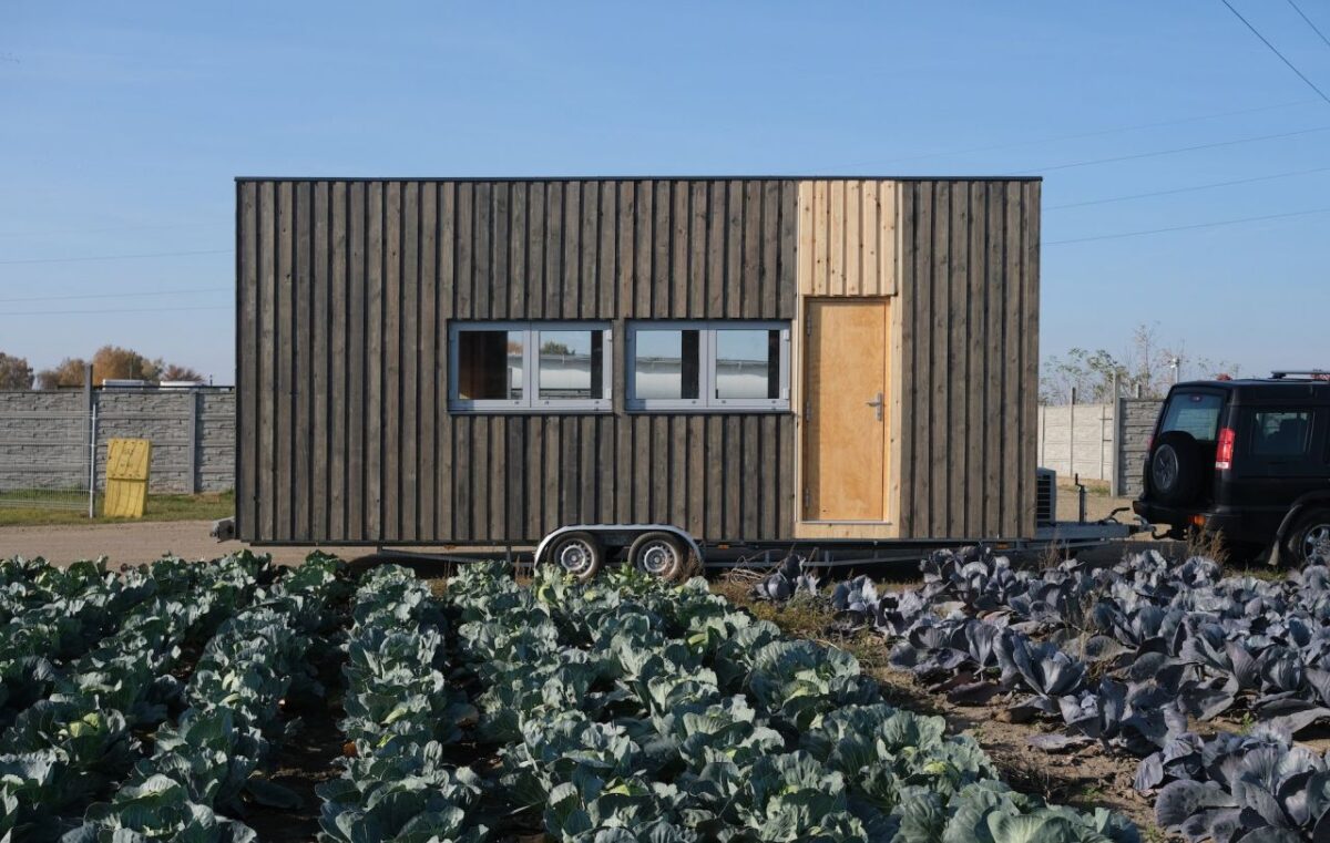 REDUKT Bali Tiny House Hides Its Bathroom in Minimalistic Layout