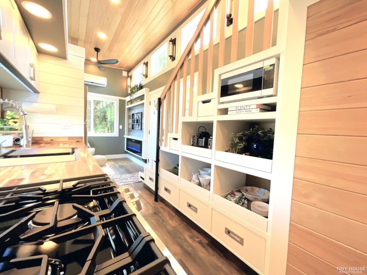 Tiny House With Spa-Inspired Bathroom Exudes Quiet Luxury