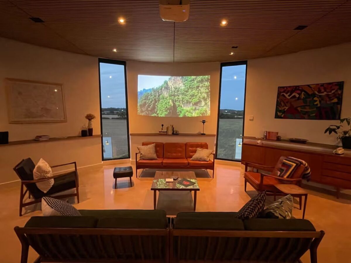 Historic Tonwell Tower Water Tank is Now Six-Story Airbnb Rental