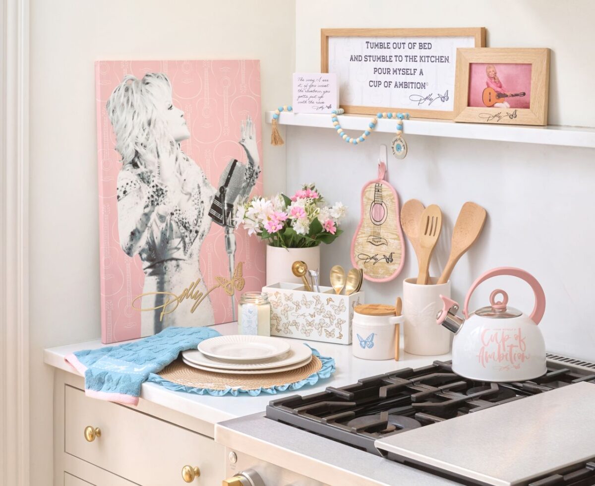 New Dolly Parton Kitchen and Housewares Collection for Spring '25 New Dolly Parton Kitchen and Housewares Collection for Spring '25