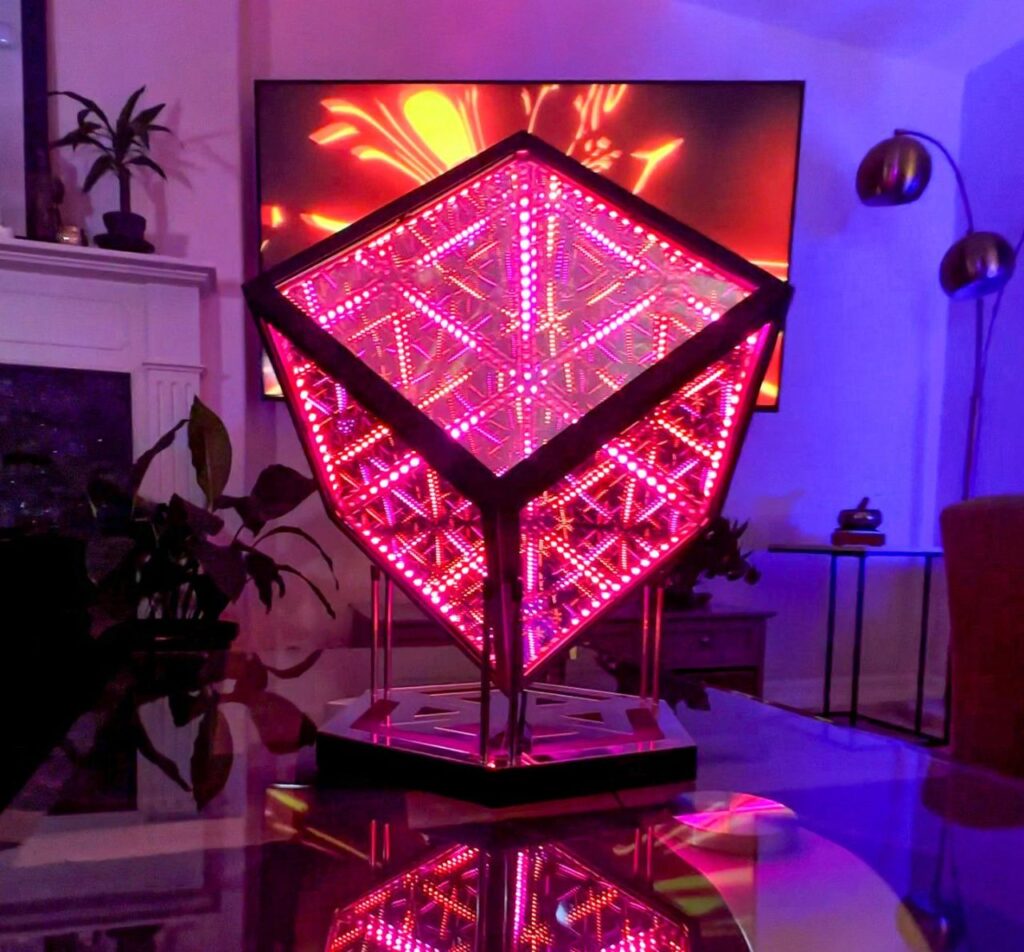 HyperCube-SE Sound Reactive LED Cube Makes Light Patterns