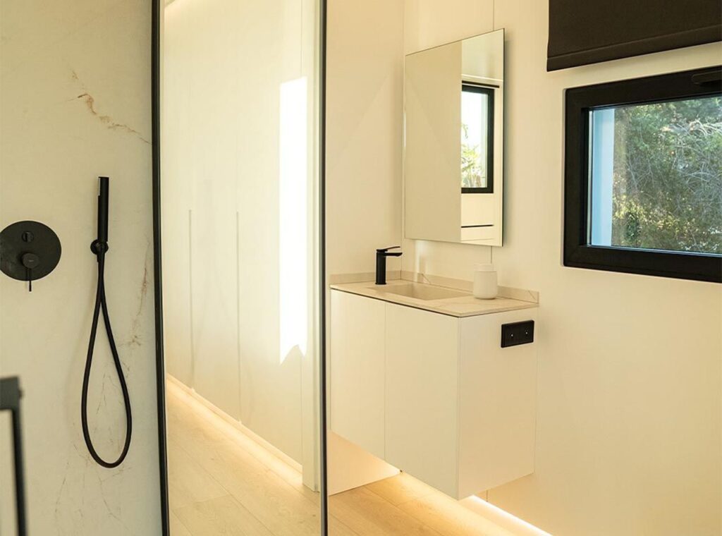 KEU Spain Family Prefab Tiny Home Withstands Extreme Weather