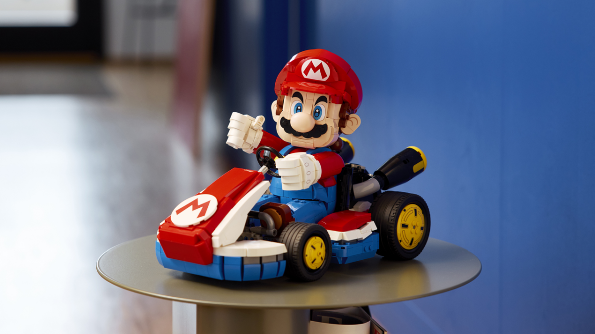 Largest LEGO Mario Kart set has 1,972 Pieces With Posable Mario