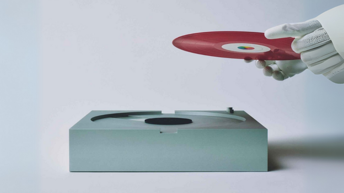 Made of Aluminum, the Artistic PP-1 Turntable has no Tonearm