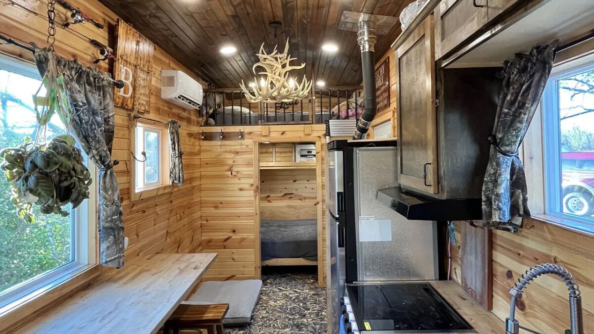 Rustic Tiny House in Vermont has Off-Grid Capabilities, Sleeps Six