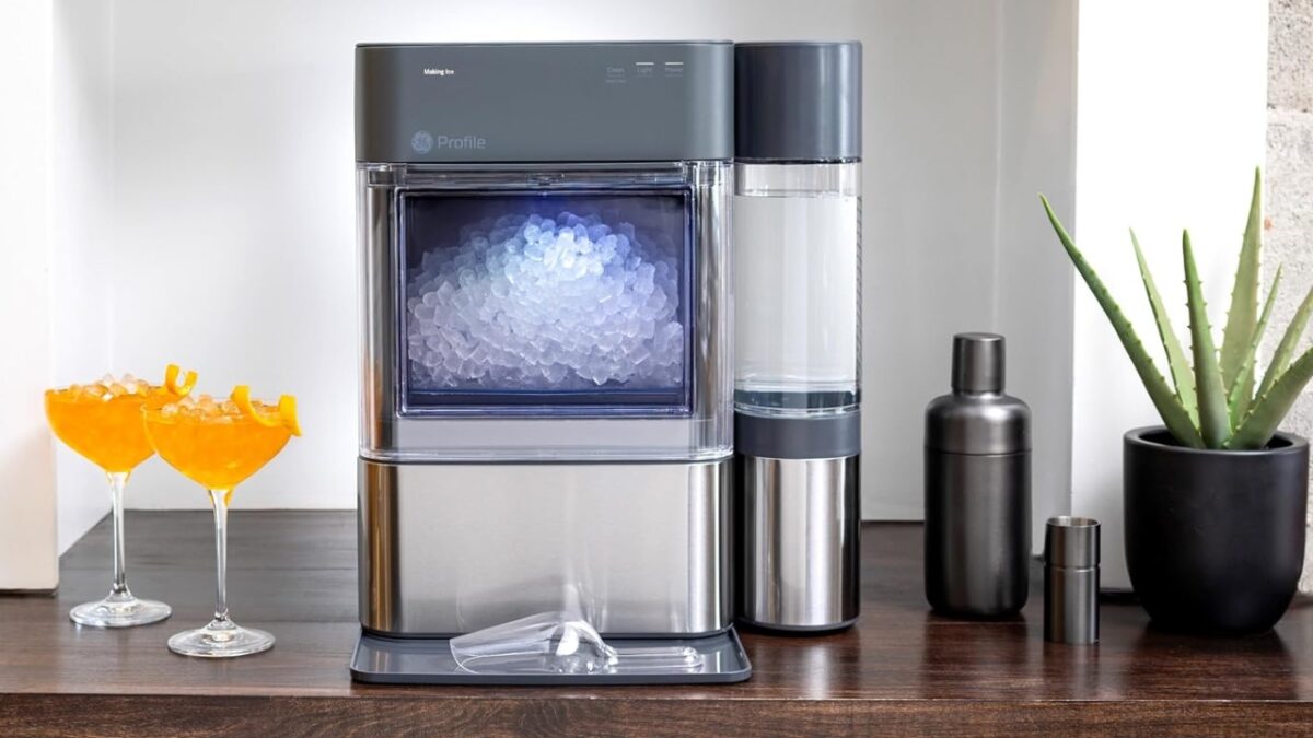 Best Ice Makers of 2026 to Beat the Heat With Chilled Drinks