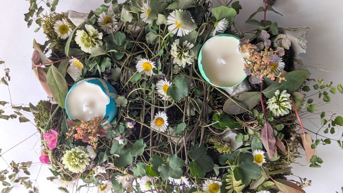 How to Make Magical Easter Candle Display Using Eggshell
