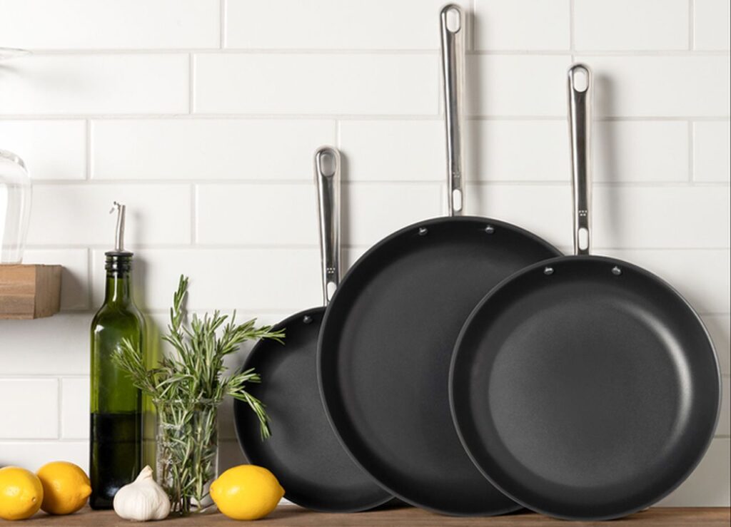 Misen Carbon Nonstick Pan Blows Every Pan Out of the Water