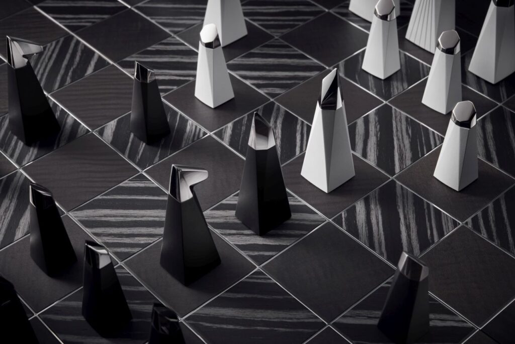 Rolls-Royce Chess Set is Inspired by Its Luxury Cars